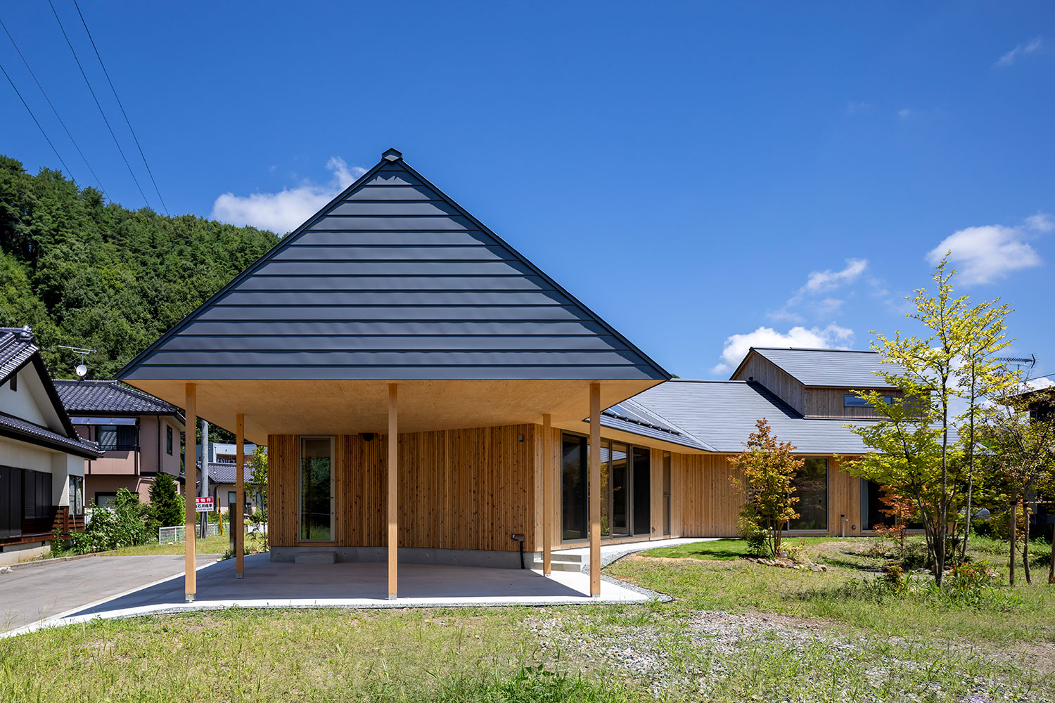 不動産の知識にも明るい井上亮と、公共建築の経験豊富な吉村明が主宰する「Inoue Yoshimura studio」が、設計スタッフ（経験者 ...