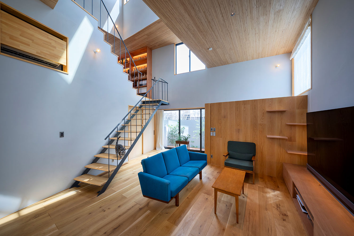 不動産の知識にも明るい井上亮と、公共建築の経験豊富な吉村明が主宰する「Inoue Yoshimura studio」が、設計スタッフ（経験者 ...